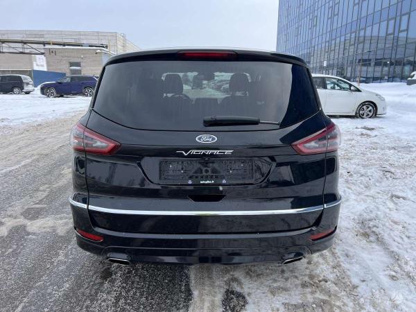 Melns Ford S-Max 2017 Panevēža, ar dzinēja tilpumu 2.00 L un nobraukumu 245 tūkst. km par 9500 €, foto 9 vietnē AUTOMOTO.COM.LV