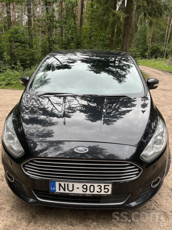 Black Ford S-Max 2017 in Bauska, with an engine capacity of 2.00 L and mileage of 317 thousand km for 9000 €, photo 2 on AUTOMOTO.COM.LV