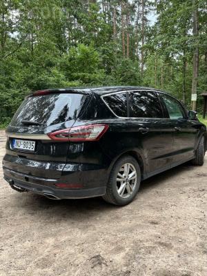 Melns Ford S-Max 2017 Bauska, ar dzinēja tilpumu 2.00 L un nobraukumu 317 tūkst. km par 9000 €, foto 4 vietnē AUTOMOTO.COM.LV