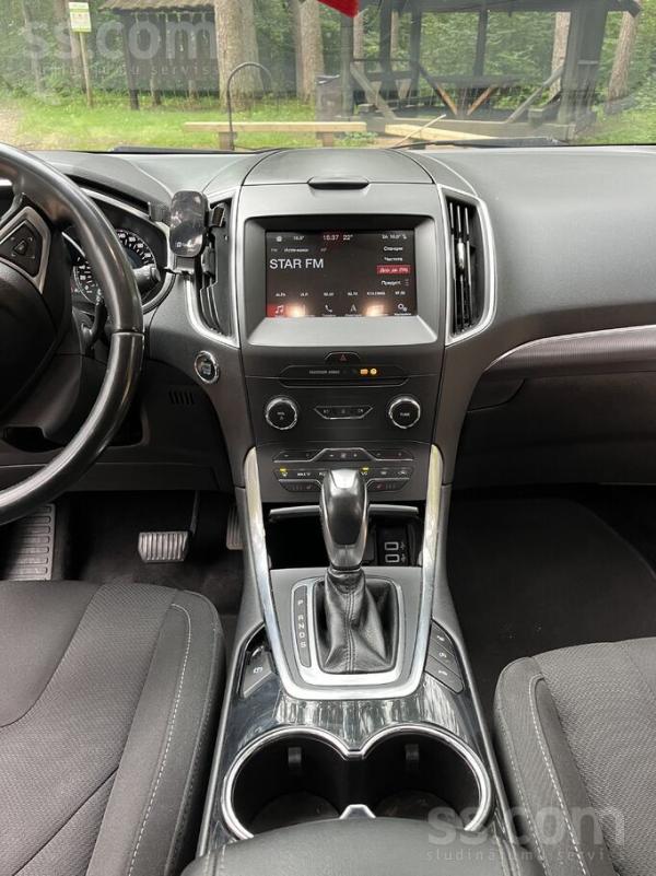 Black Ford S-Max 2017 in Bauska, with an engine capacity of 2.00 L and mileage of 317 thousand km for 9000 €, photo 4 on AUTOMOTO.COM.LV