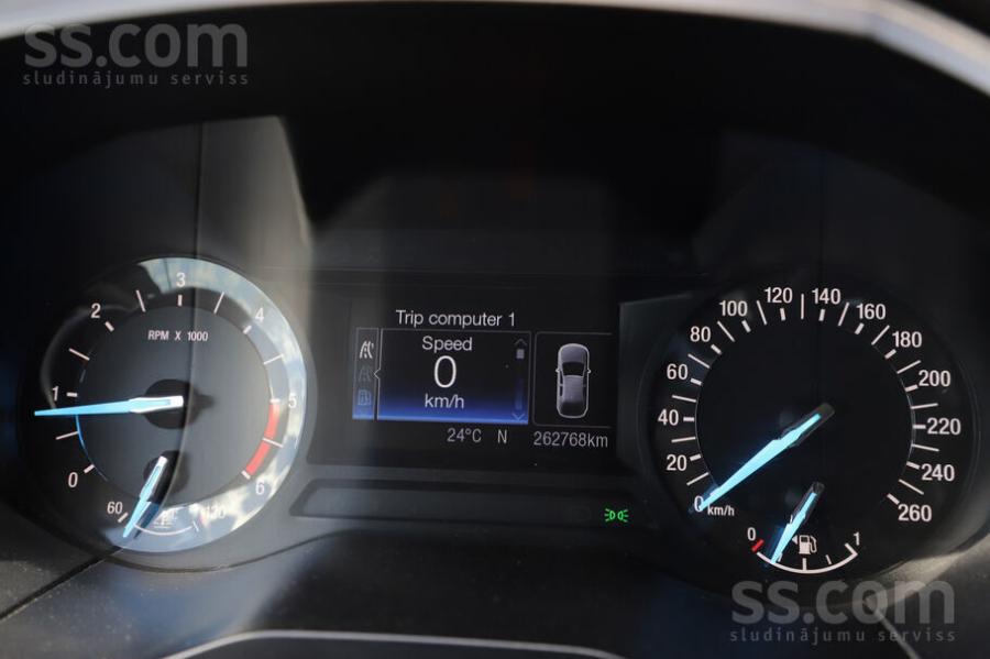 Black Ford S-Max 2017 in Tukums, with an engine capacity of 2.00 L and mileage of 262 thousand km for 6990 €, photo 14 on AUTOMOTO.COM.LV