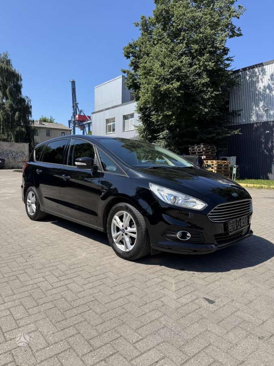 Black Ford S-Max 2017 in Klaipeda, with an engine capacity of 2.00 L and mileage of 190 thousand km for 7500 €, photo 1 on AUTOMOTO.COM.LV