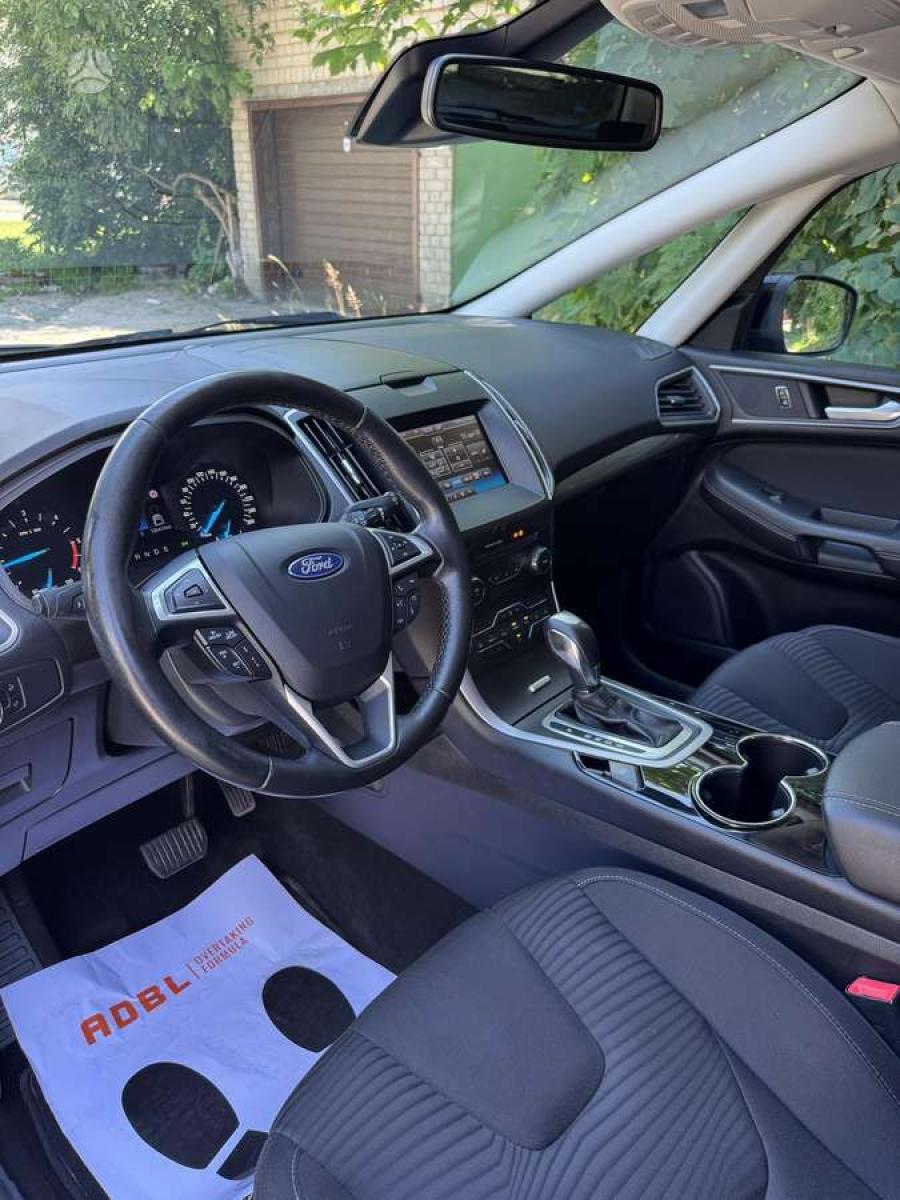 Black Ford S-Max 2017 in Klaipeda, with an engine capacity of 2.00 L and mileage of 190 thousand km for 7500 €, photo 29 on AUTOMOTO.COM.LV