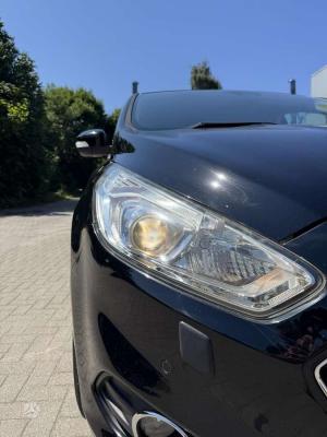 Black Ford S-Max 2017 in Klaipeda, with an engine capacity of 2.00 L and mileage of 190 thousand km for 7500 €, photo 20 on AUTOMOTO.COM.LV