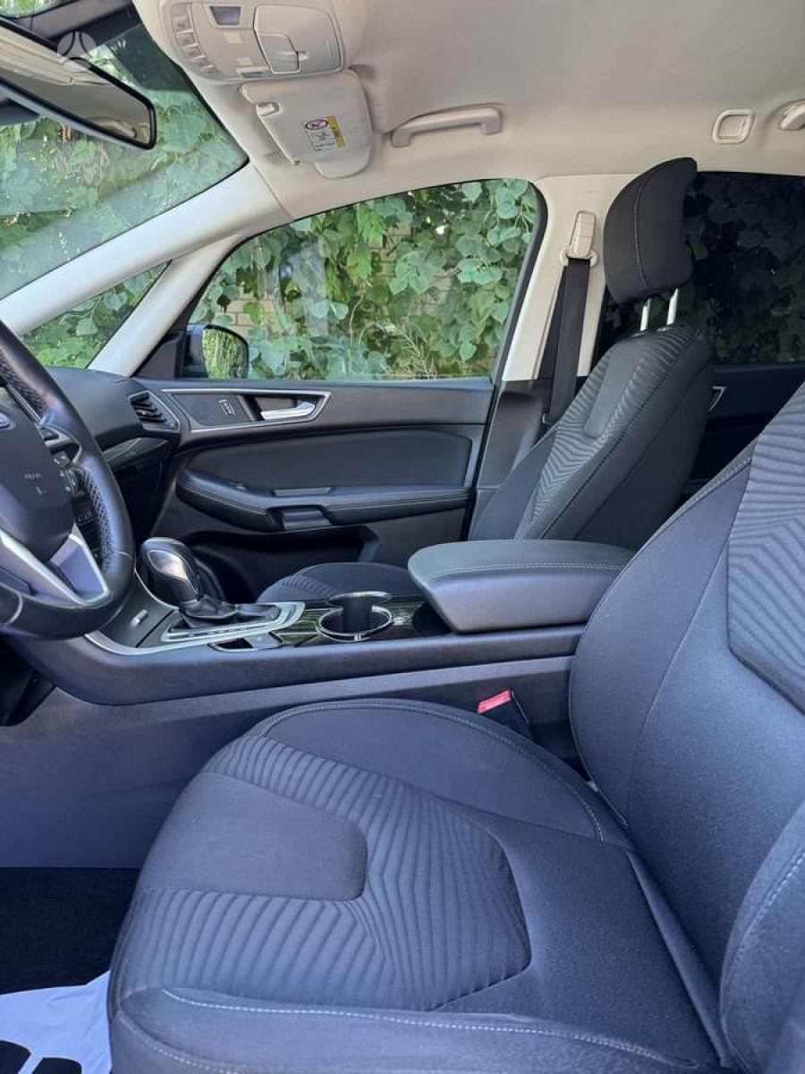 Black Ford S-Max 2017 in Klaipeda, with an engine capacity of 2.00 L and mileage of 190 thousand km for 7500 €, photo 32 on AUTOMOTO.COM.LV