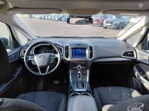Black Ford S-Max 2017 in Vilnius, with an engine capacity of 2.00 L and mileage of 340 thousand km for 8900 €, photo 8 on AUTOMOTO.COM.LV