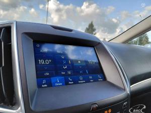 Black Ford S-Max 2017 in Vilnius, with an engine capacity of 2.00 L and mileage of 340 thousand km for 8900 €, photo 16 on AUTOMOTO.COM.LV