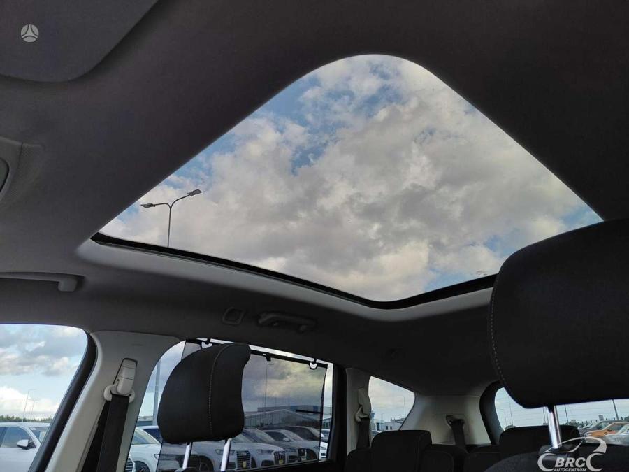Black Ford S-Max 2017 in Vilnius, with an engine capacity of 2.00 L and mileage of 340 thousand km for 8900 €, photo 32 on AUTOMOTO.COM.LV