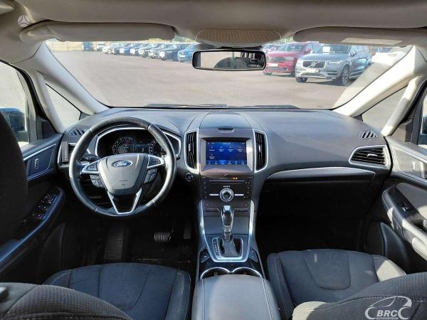 Black Ford S-Max 2017 in Vilnius, with an engine capacity of 2.00 L and mileage of 340 thousand km for 7900 €, photo 7 on AUTOMOTO.COM.LV