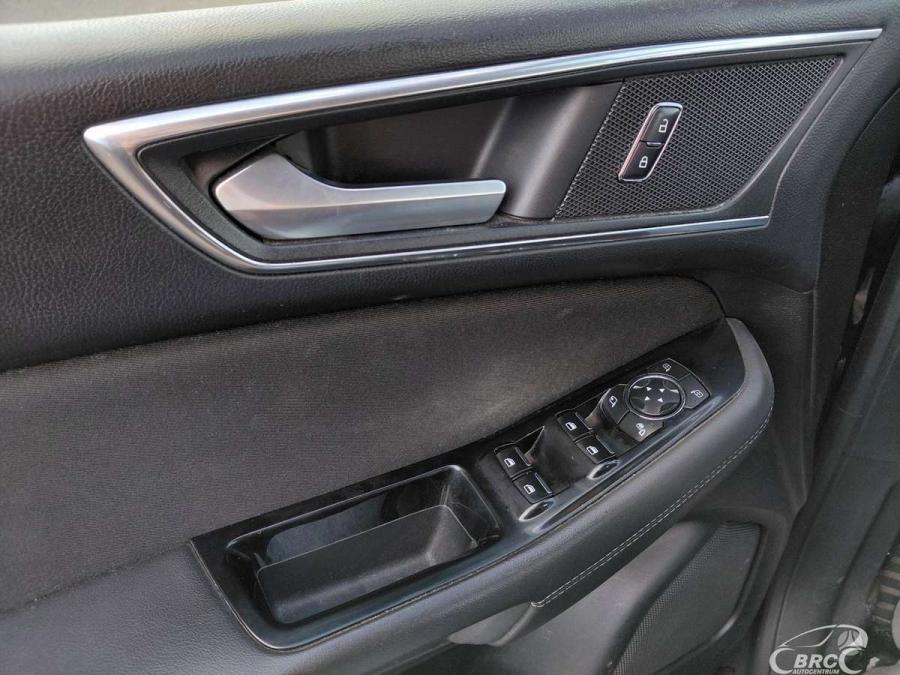 Black Ford S-Max 2017 in Vilnius, with an engine capacity of 2.00 L and mileage of 340 thousand km for 7900 €, photo 26 on AUTOMOTO.COM.LV
