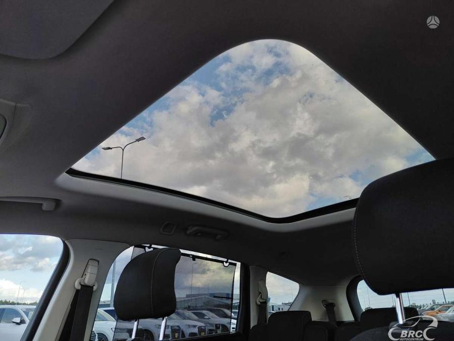 Black Ford S-Max 2017 in Vilnius, with an engine capacity of 2.00 L and mileage of 340 thousand km for 7900 €, photo 32 on AUTOMOTO.COM.LV