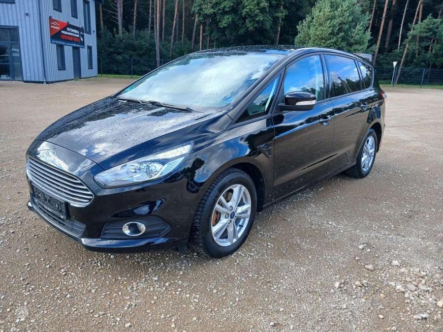Black Ford S-Max 2017 in Kelme, with an engine capacity of 1.50 L and mileage of 126 thousand km for 7900 €, photo 1 on AUTOMOTO.COM.LV