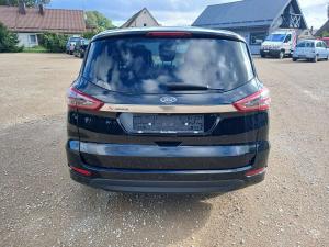 Black Ford S-Max 2017 in Kelme, with an engine capacity of 1.50 L and mileage of 126 thousand km for 7900 €, photo 5 on AUTOMOTO.COM.LV