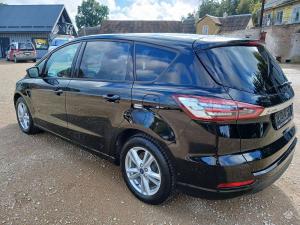Black Ford S-Max 2017 in Kelme, with an engine capacity of 1.50 L and mileage of 126 thousand km for 7900 €, photo 8 on AUTOMOTO.COM.LV