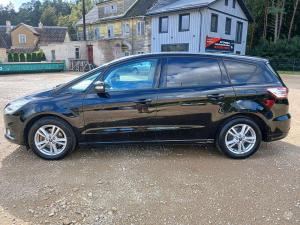 Black Ford S-Max 2017 in Kelme, with an engine capacity of 1.50 L and mileage of 126 thousand km for 7900 €, photo 9 on AUTOMOTO.COM.LV