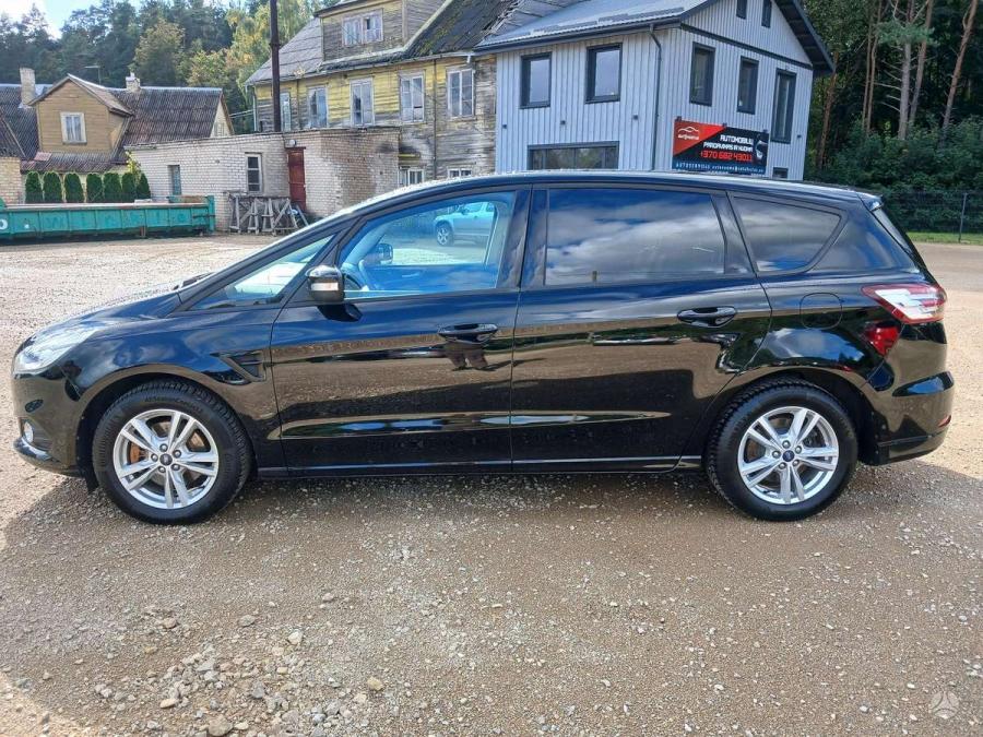 Black Ford S-Max 2017 in Kelme, with an engine capacity of 1.50 L and mileage of 126 thousand km for 7900 €, photo 9 on AUTOMOTO.COM.LV