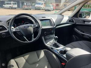 Black Ford S-Max 2017 in Kelme, with an engine capacity of 1.50 L and mileage of 126 thousand km for 7900 €, photo 18 on AUTOMOTO.COM.LV