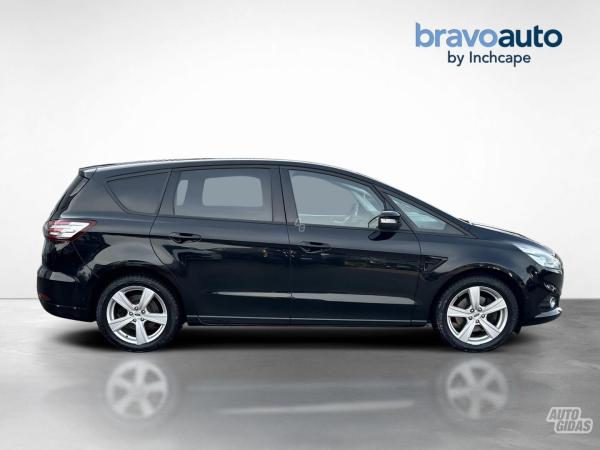 Black Ford S-Max 2017 in Kaunas, with an engine capacity of 1.50 L and mileage of 105 thousand km for 11999 €, photo 7 on AUTOMOTO.COM.LV