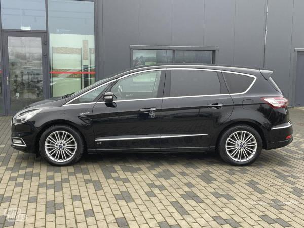 Black Ford S-Max 2018 in Siauliai, with an engine capacity of 2.00 L and mileage of 238 thousand km for 14200 €, photo 4 on AUTOMOTO.COM.LV
