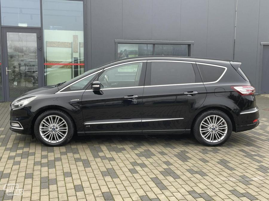 Melns Ford S-Max 2018 Šauļi, ar dzinēja tilpumu 2.00 L un nobraukumu 238 tūkst. km par 14200 €, foto 4 vietnē AUTOMOTO.COM.LV