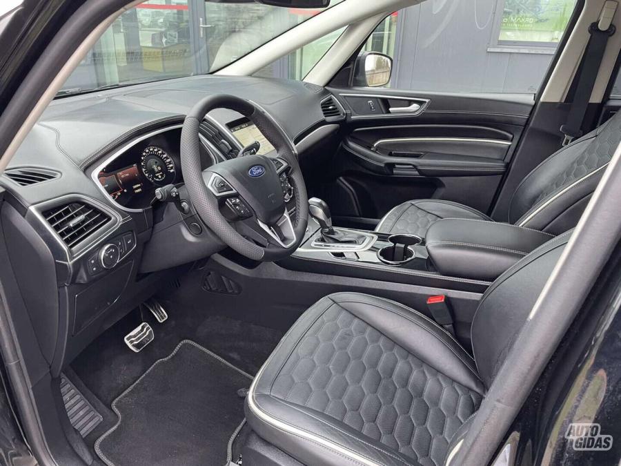 Melns Ford S-Max 2018 Šauļi, ar dzinēja tilpumu 2.00 L un nobraukumu 238 tūkst. km par 14200 €, foto 10 vietnē AUTOMOTO.COM.LV