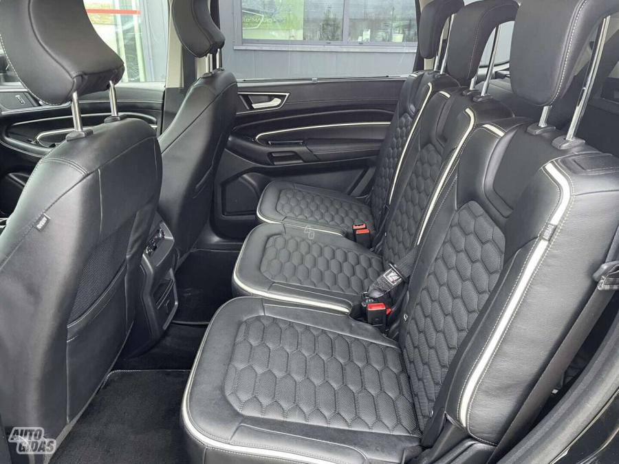 Melns Ford S-Max 2018 Šauļi, ar dzinēja tilpumu 2.00 L un nobraukumu 238 tūkst. km par 14200 €, foto 16 vietnē AUTOMOTO.COM.LV