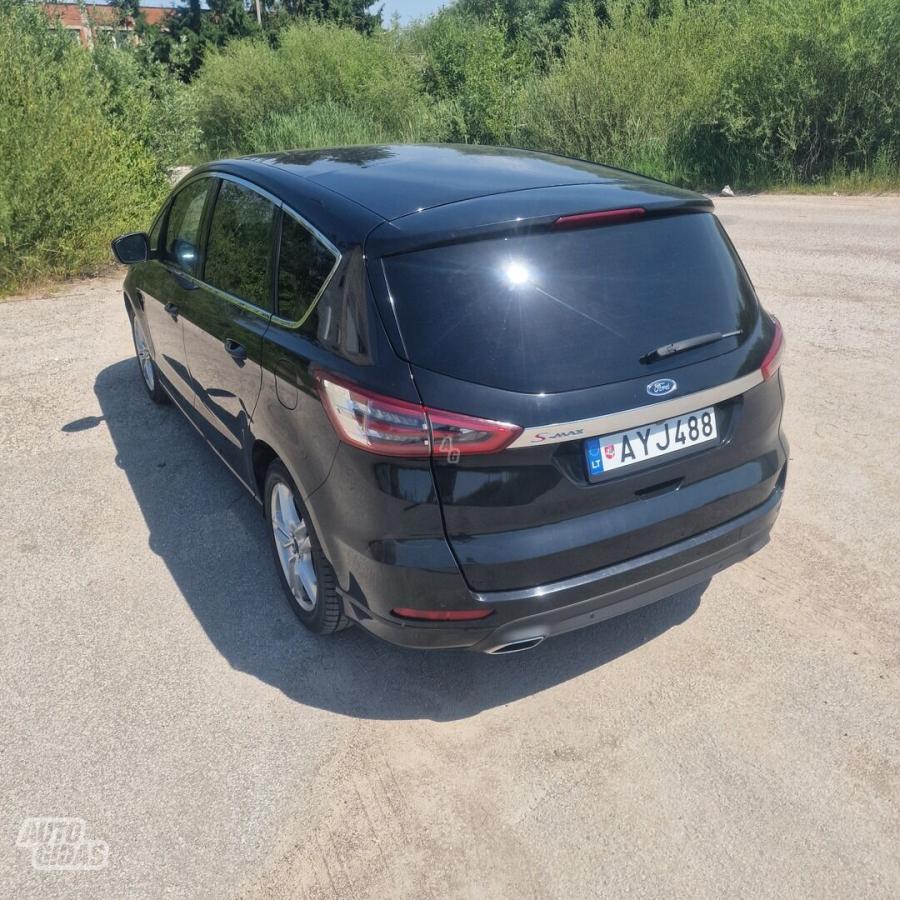 Melns Ford S-Max 2018 Kauņa, ar dzinēja tilpumu 2.00 L un nobraukumu 259 tūkst. km par 10000 €, foto 4 vietnē AUTOMOTO.COM.LV