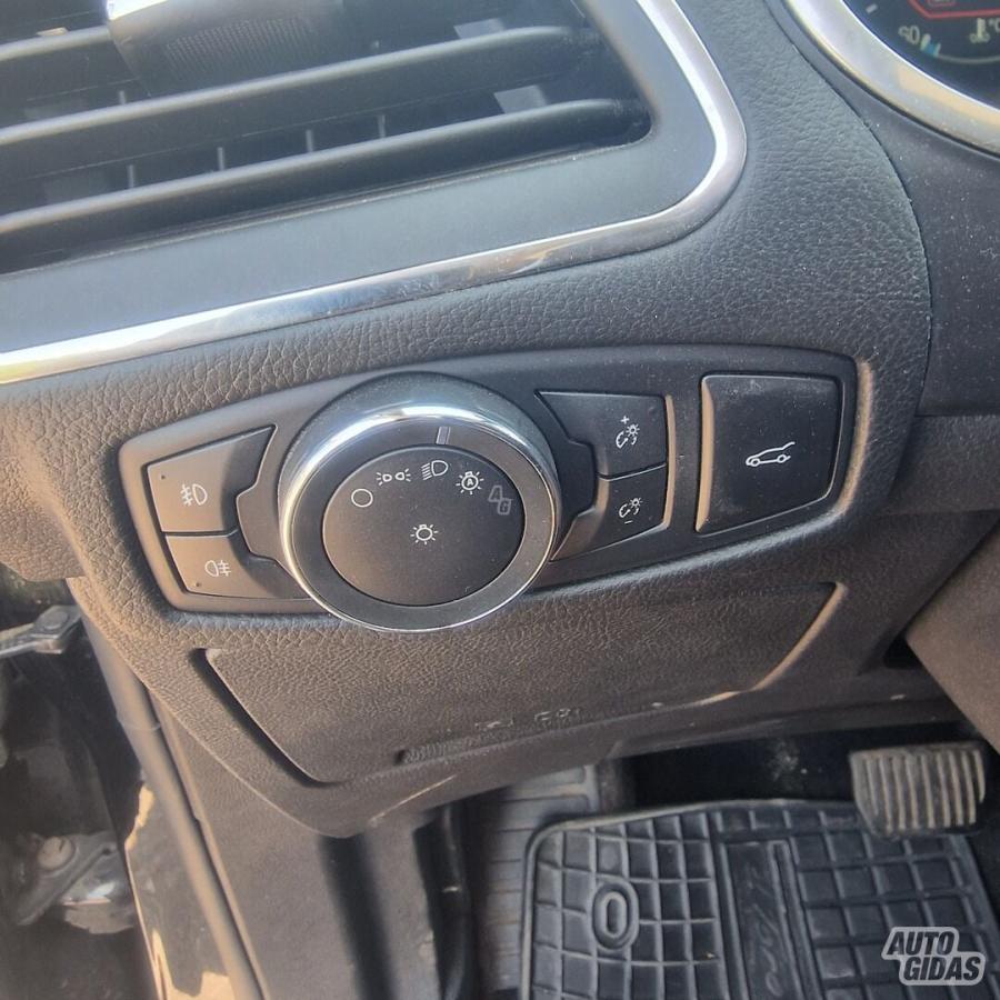 Melns Ford S-Max 2018 Kauņa, ar dzinēja tilpumu 2.00 L un nobraukumu 259 tūkst. km par 10000 €, foto 20 vietnē AUTOMOTO.COM.LV