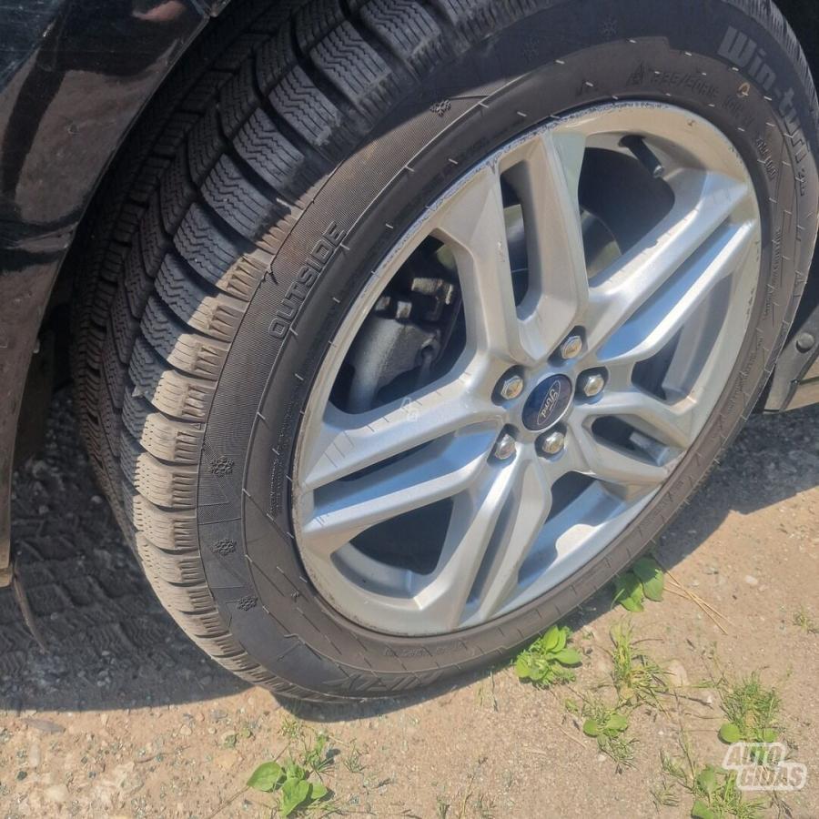Melns Ford S-Max 2018 Kauņa, ar dzinēja tilpumu 2.00 L un nobraukumu 259 tūkst. km par 10000 €, foto 28 vietnē AUTOMOTO.COM.LV