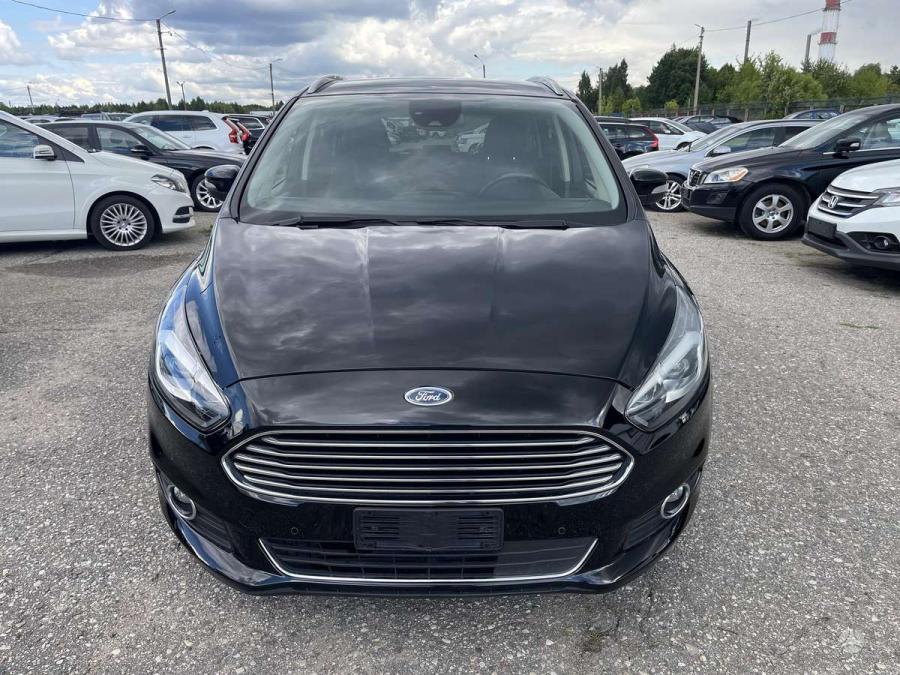 Melns Ford S-Max 2018 Panevēža, ar dzinēja tilpumu 2.00 L un nobraukumu 290 tūkst. km par 8000 €, foto 3 vietnē AUTOMOTO.COM.LV