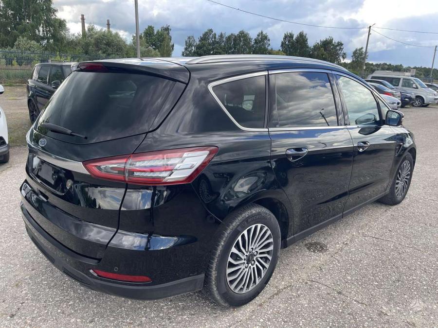 Melns Ford S-Max 2018 Panevēža, ar dzinēja tilpumu 2.00 L un nobraukumu 290 tūkst. km par 8000 €, foto 6 vietnē AUTOMOTO.COM.LV