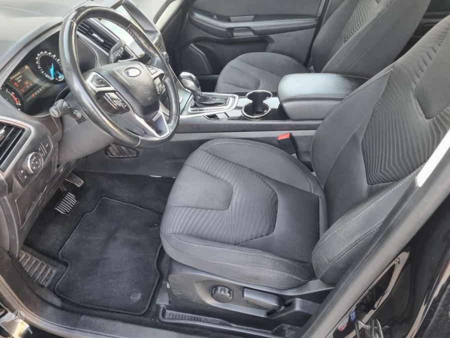 Black Ford S-Max 2018 in Siauliai, with an engine capacity of 2.00 L and mileage of 180 thousand km for 8700 €, photo 17 on AUTOMOTO.COM.LV
