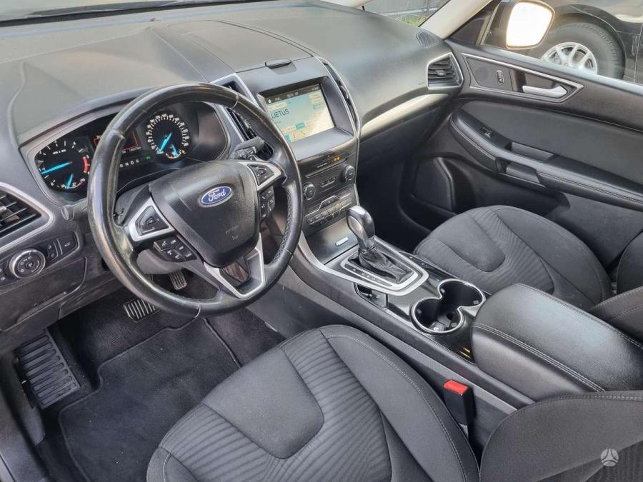 Black Ford S-Max 2018 in Siauliai, with an engine capacity of 2.00 L and mileage of 180 thousand km for 8700 €, photo 18 on AUTOMOTO.COM.LV
