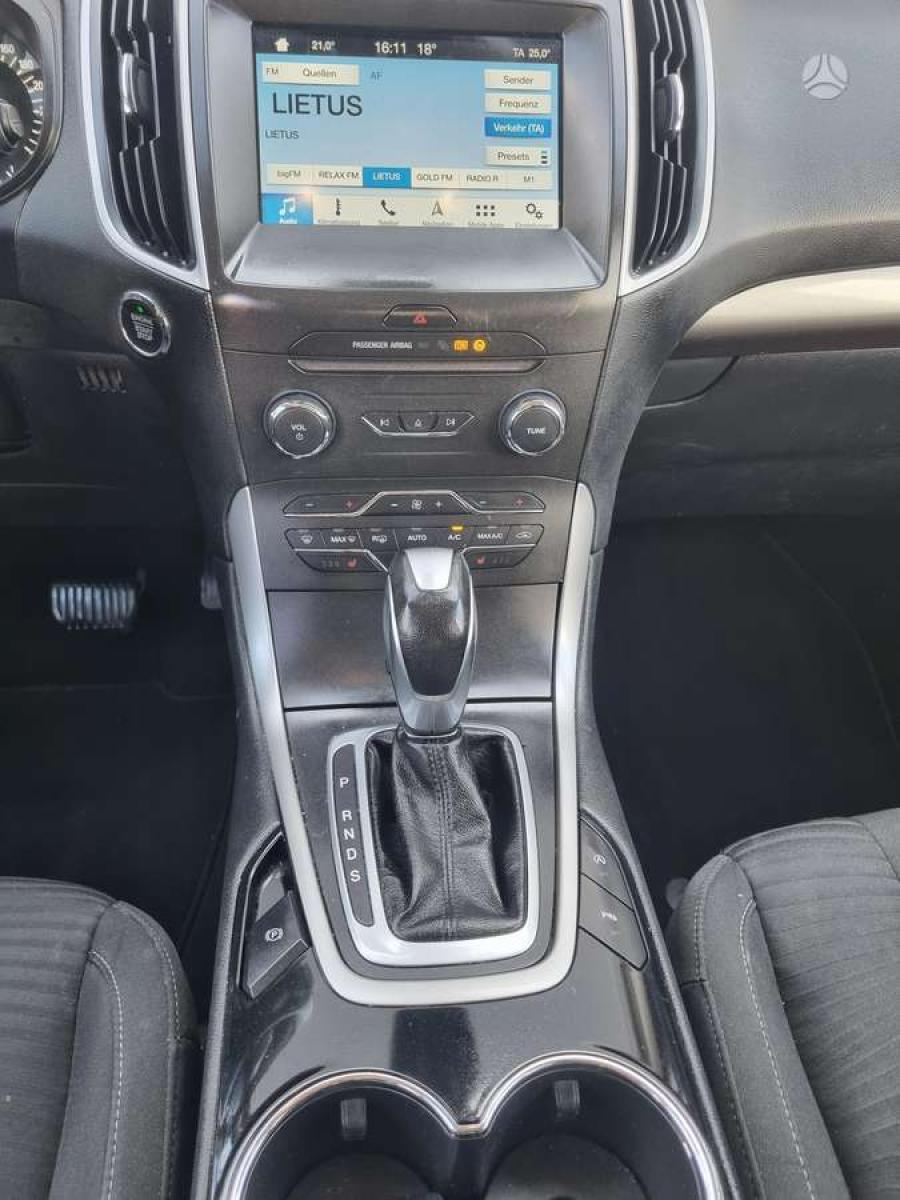 Black Ford S-Max 2018 in Siauliai, with an engine capacity of 2.00 L and mileage of 180 thousand km for 8700 €, photo 24 on AUTOMOTO.COM.LV