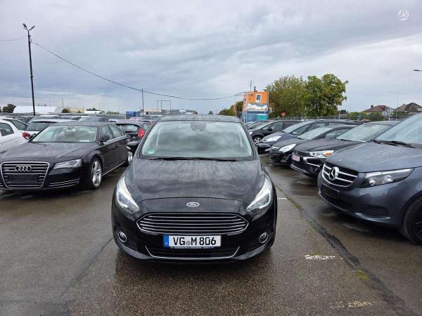 Melns Ford S-Max 2018 Šauļi, ar dzinēja tilpumu 2.00 L un nobraukumu 212 tūkst. km par 9700 €, foto 3 vietnē AUTOMOTO.COM.LV