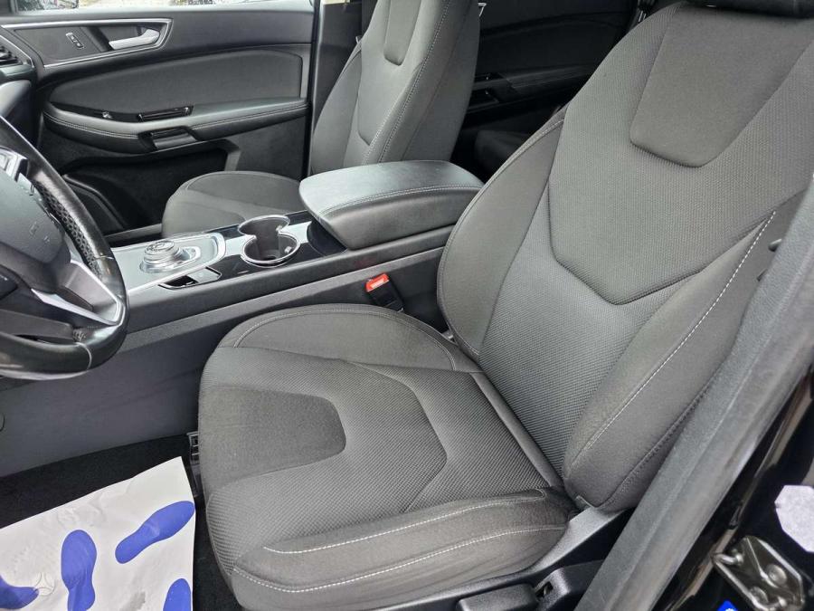 Black Ford S-Max 2018 in Siauliai, with an engine capacity of 2.00 L and mileage of 212 thousand km for 9700 €, photo 12 on AUTOMOTO.COM.LV