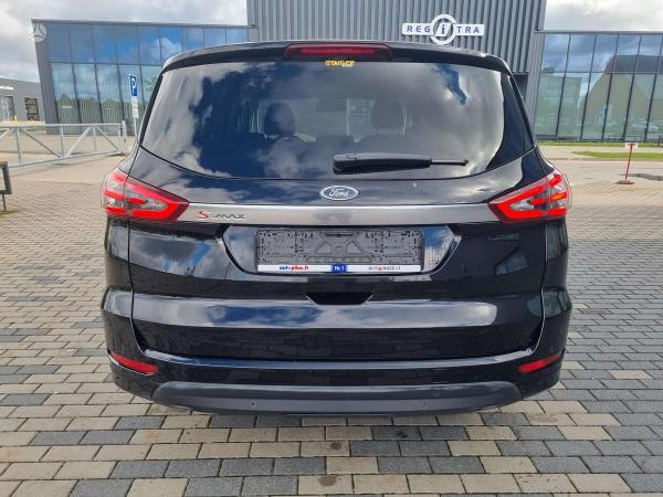 Форд С-Макс 2018 в Шяуляй на AUTOMOTO.COM.LV Черный Форд С-Макс 2018 в Шяуляй, объемом двигателя 2.00 л и пробегом 180 тыс. км за 8700 €, фото 7 на AUTOMOTO.COM.LV