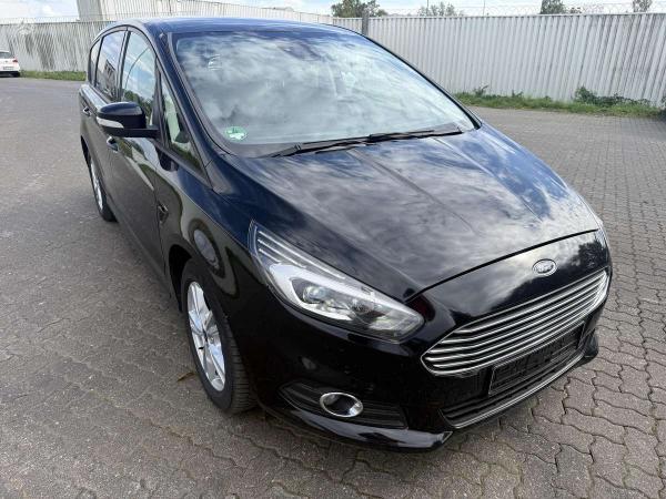 Melns Ford S-Max 2018 Marijampole, ar dzinēja tilpumu 2.00 L un nobraukumu 217 tūkst. km par 7500 €, foto 3 vietnē AUTOMOTO.COM.LV