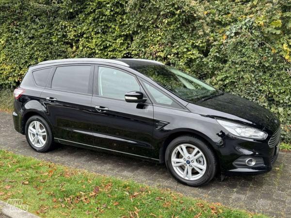 Black Ford S-Max 2019 in Kaunas, with an engine capacity of 1.50 L and mileage of 72 thousand km for 25027 €, photo 3 on AUTOMOTO.COM.LV