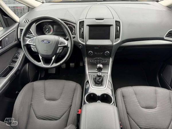 Black Ford S-Max 2019 in Kaunas, with an engine capacity of 1.50 L and mileage of 72 thousand km for 25027 €, photo 9 on AUTOMOTO.COM.LV