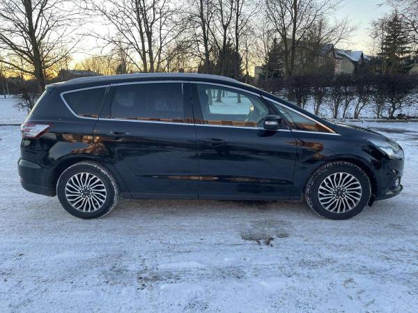Melns Ford S-Max 2019 Panevēža, ar dzinēja tilpumu 2.00 L un nobraukumu 222 tūkst. km par 10250 €, foto 4 vietnē AUTOMOTO.COM.LV