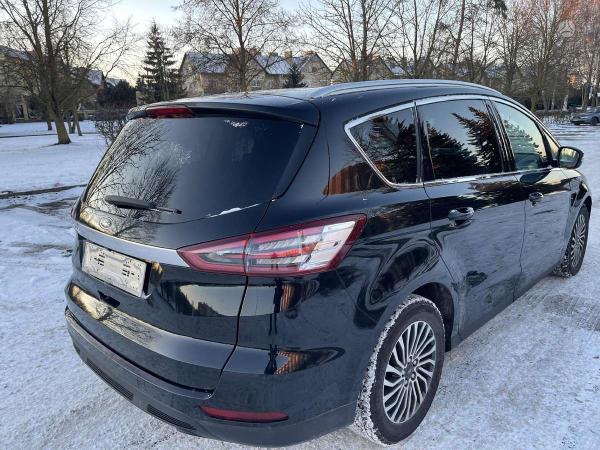 Melns Ford S-Max 2019 Panevēža, ar dzinēja tilpumu 2.00 L un nobraukumu 222 tūkst. km par 10250 €, foto 5 vietnē AUTOMOTO.COM.LV