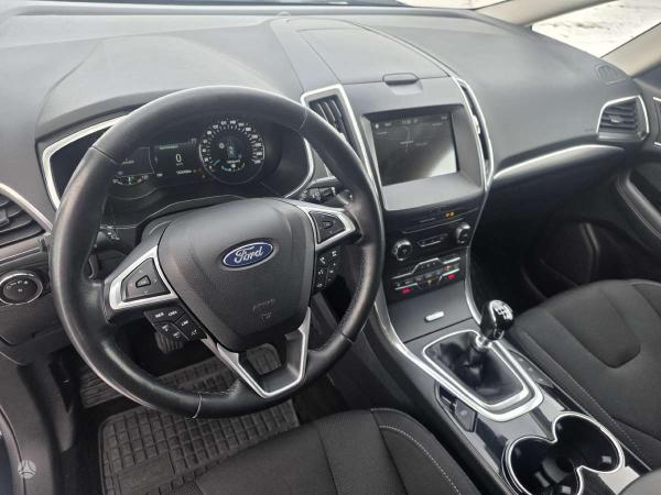 Black Ford S-Max 2019 in Marijampole, with an engine capacity of 1.50 L and mileage of 166 thousand km for 10990 €, photo 10 on AUTOMOTO.COM.LV
