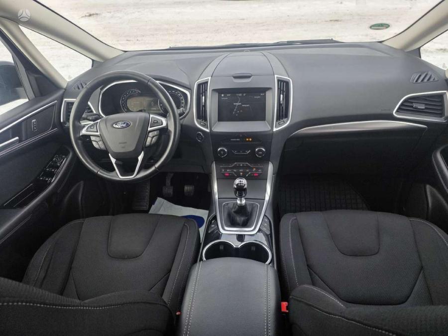 Melns Ford S-Max 2019 Marijampole, ar dzinēja tilpumu 1.50 L un nobraukumu 166 tūkst. km par 10990 €, foto 21 vietnē AUTOMOTO.COM.LV