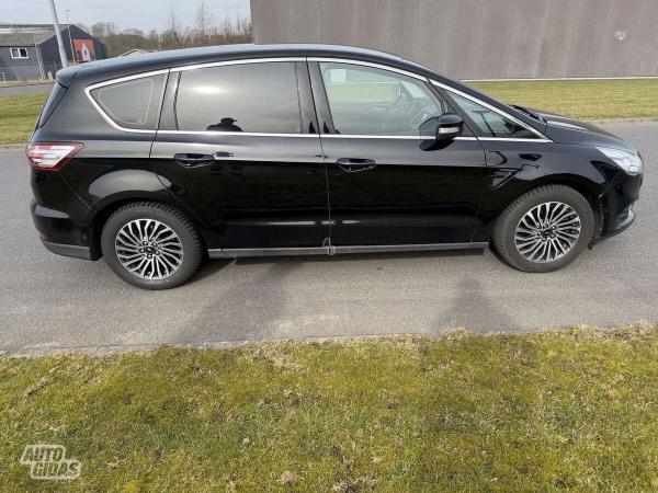 Melns Ford S-Max 2019 Panevēža, ar dzinēja tilpumu 2.00 L un nobraukumu 259 tūkst. km par 9750 €, foto 7 vietnē AUTOMOTO.COM.LV