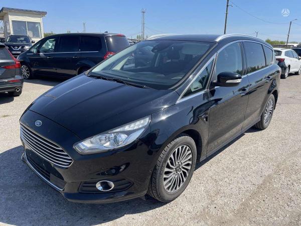 Black Ford S-Max 2019 in Panevezys, with an engine capacity of 2.00 L and mileage of 220 thousand km for 9300 €, photo 1 on AUTOMOTO.COM.LV
