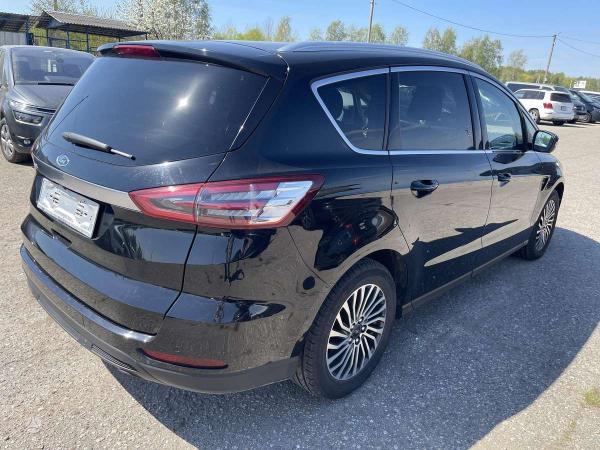Melns Ford S-Max 2019 Panevēža, ar dzinēja tilpumu 2.00 L un nobraukumu 220 tūkst. km par 9300 €, foto 6 vietnē AUTOMOTO.COM.LV