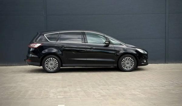 Melns Ford S-Max 2019 Rīga, ar dzinēja tilpumu 2.00 L un nobraukumu 169 tūkst. km par 13495 €, foto 5 vietnē AUTOMOTO.COM.LV