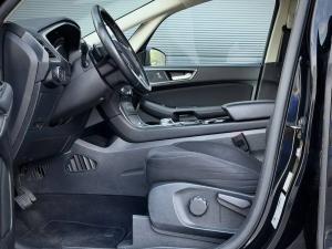 Black Ford S-Max 2019 in Riga, with an engine capacity of 2.00 L and mileage of 169 thousand km for 13495 €, photo 12 on AUTOMOTO.COM.LV