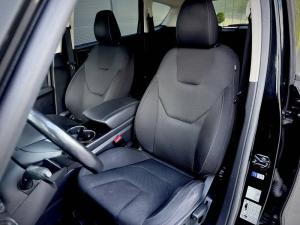 Black Ford S-Max 2019 in Riga, with an engine capacity of 2.00 L and mileage of 169 thousand km for 13495 €, photo 13 on AUTOMOTO.COM.LV